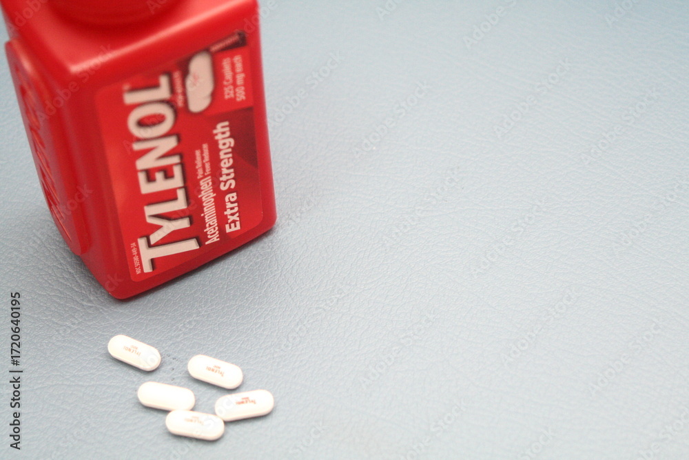 wa usa, 09 23 2025: Tylenol Extra Strength 500mg caplets for adults in ...