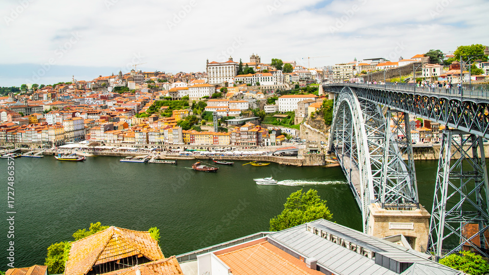 Porto, Portugal - July 10 2025: Stunning river scape of the Luis I ...