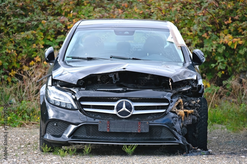Foto Neu-Ulm, Germany - October, 12, 2025: Front view of a accident ...
