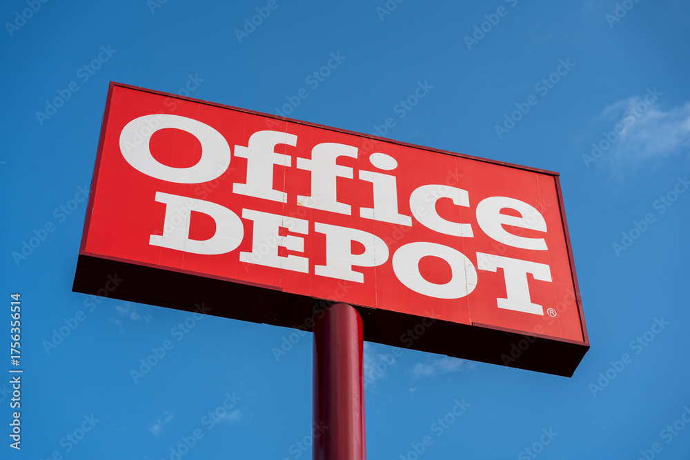 Foto de Stock Sign of Office Depot store in Guadalajara, Jalisco ...
