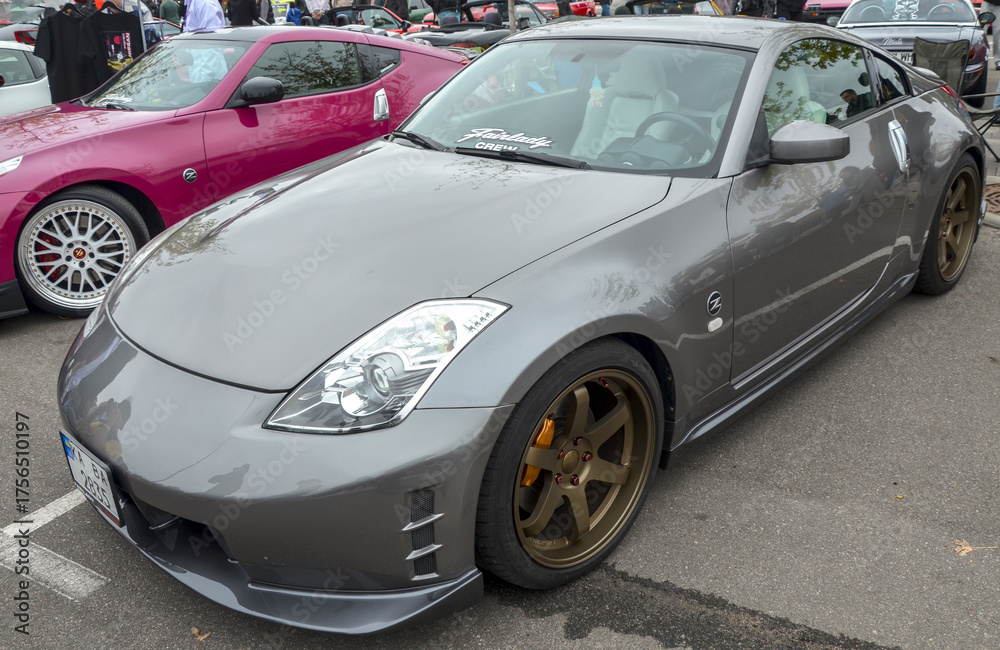 Nissan 350Z (Z33), a two-seat sports coupe was part of Nissan's revival ...