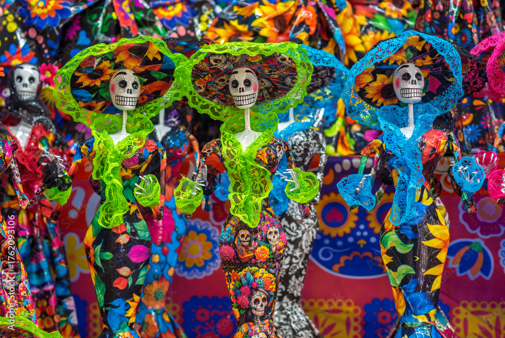 Stockfoto catrina, catrinas, papel maché, papel mache, catrina ...