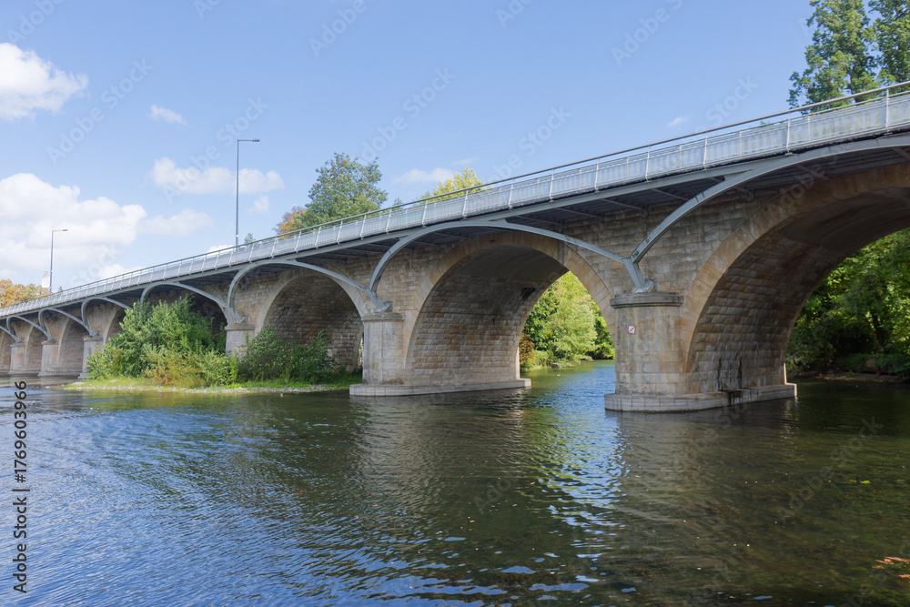 Pont du Maréchal Leclerc à Oliver dans le Loiret - France Stock Photo ...