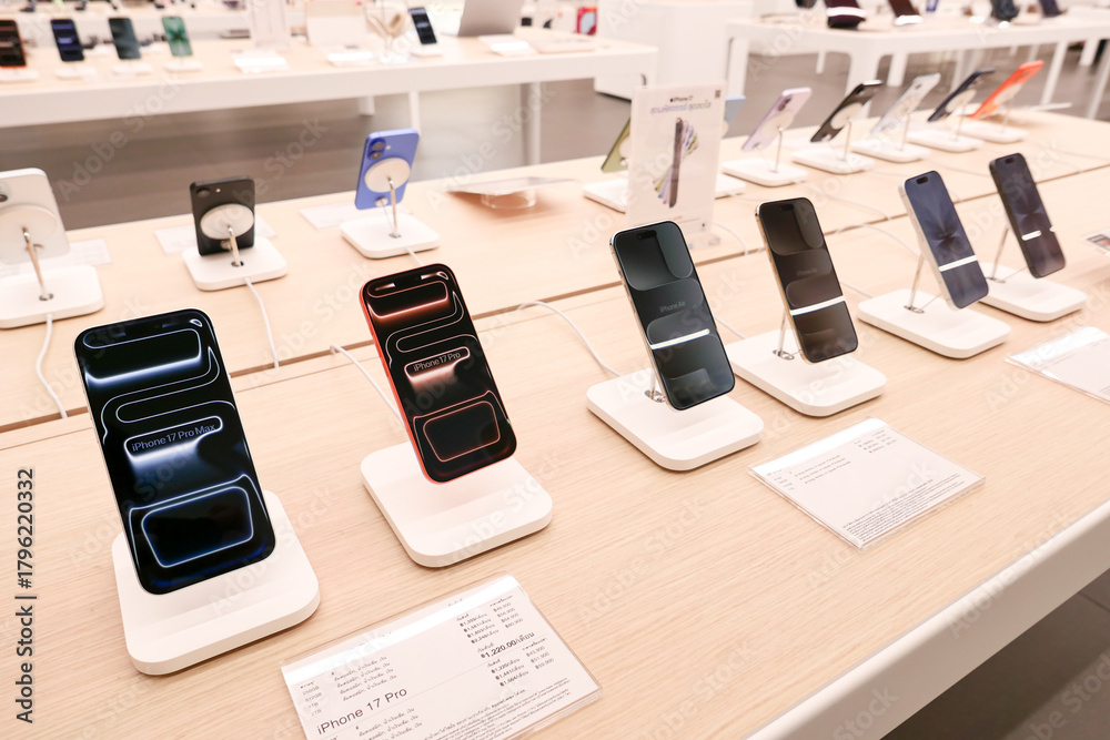 Apple launch new smartphone iPhone 17 Series. Comparing and testing the ...