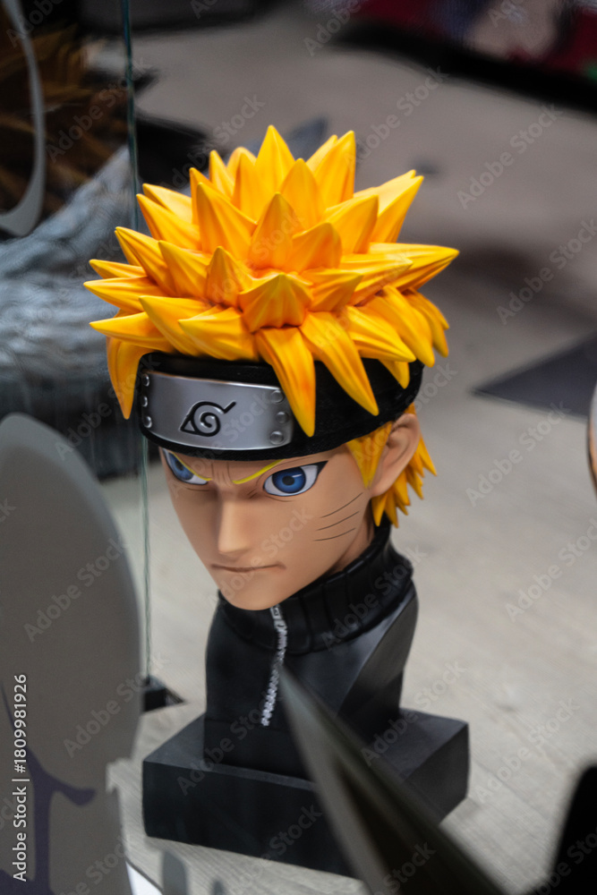 Foto de Stock Animetal Store Animation Character Collectable Bust ...