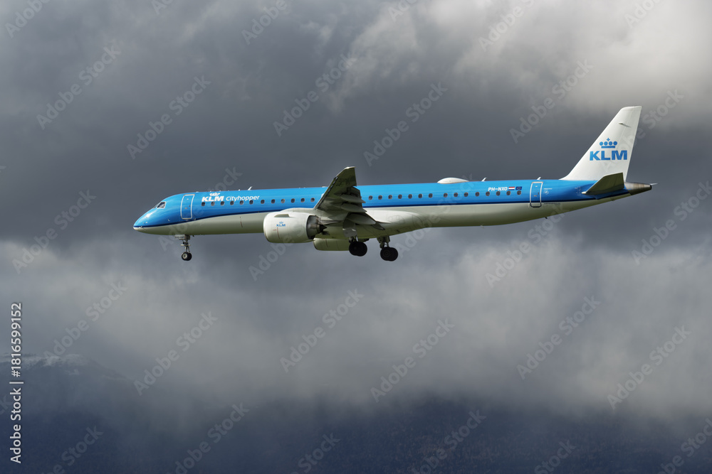 Photo Stock Geneva, Switzerland - november 04, 2025 : sign and logo on ...