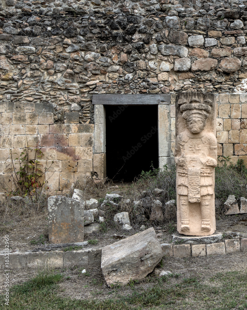 Foto de Stock famous hystoric mayan ruins at the archeological site of ...