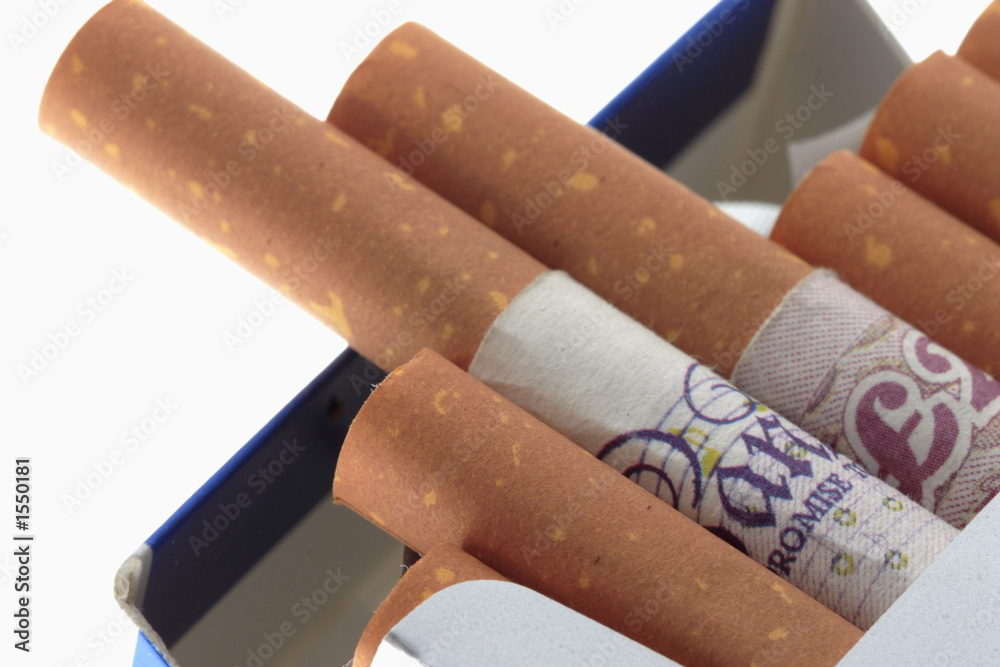 money cigarettes Stock-Foto | Adobe Stock
