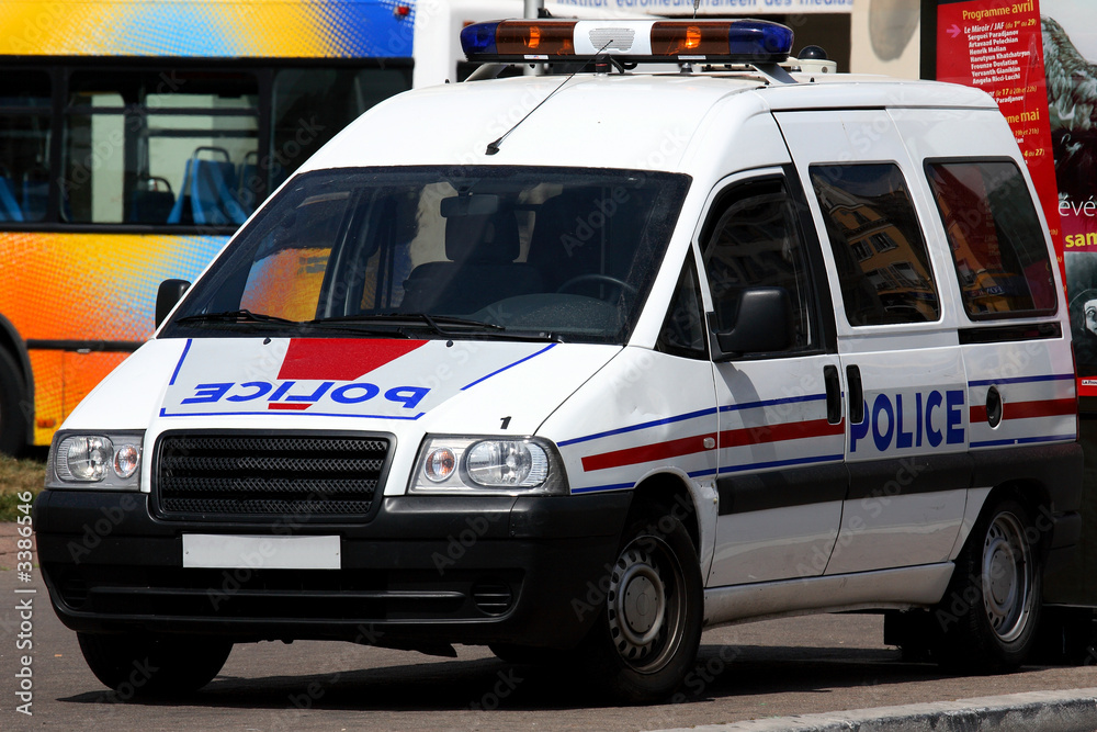 fourgon de police Photos | Adobe Stock