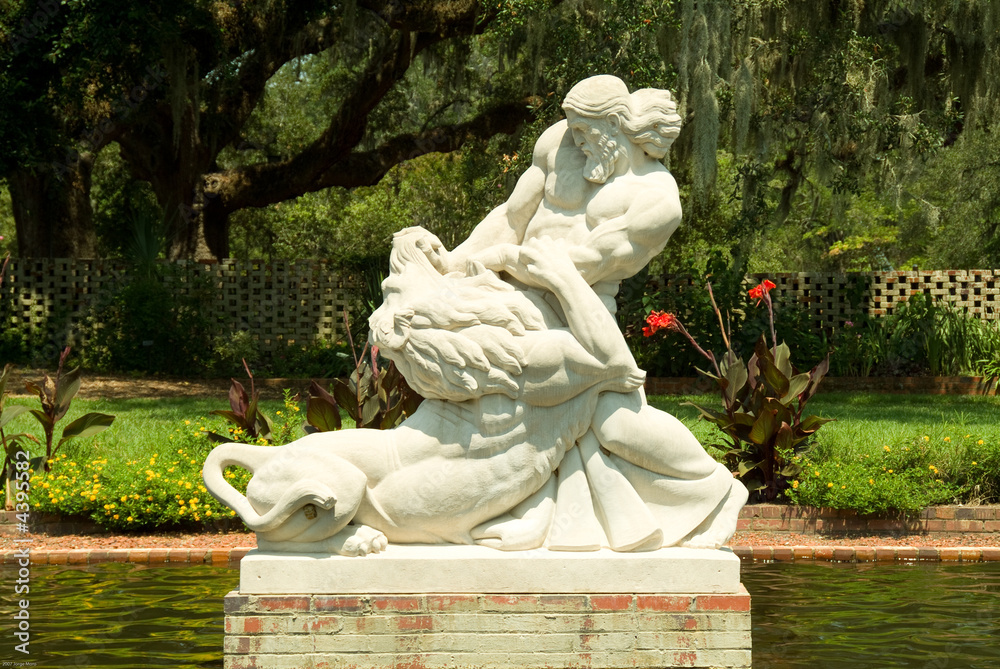 Samson Lion Statue