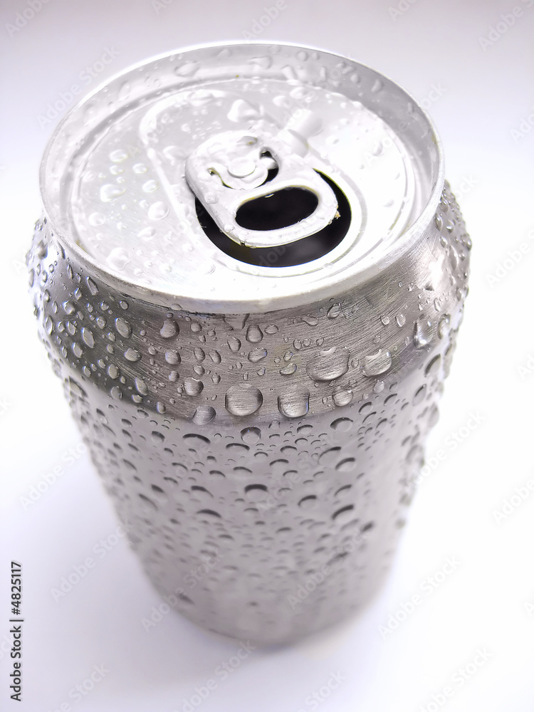 Fotografia do Stock: Lata de refrigerante | Adobe Stock
