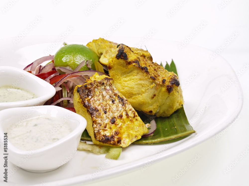 indischer tandoori red snapper filet Stock Photo | Adobe Stock