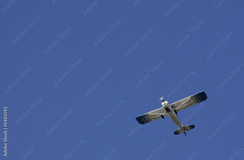 Poster aircraft flying overhead after takeoff – Wall Art | UkPosters