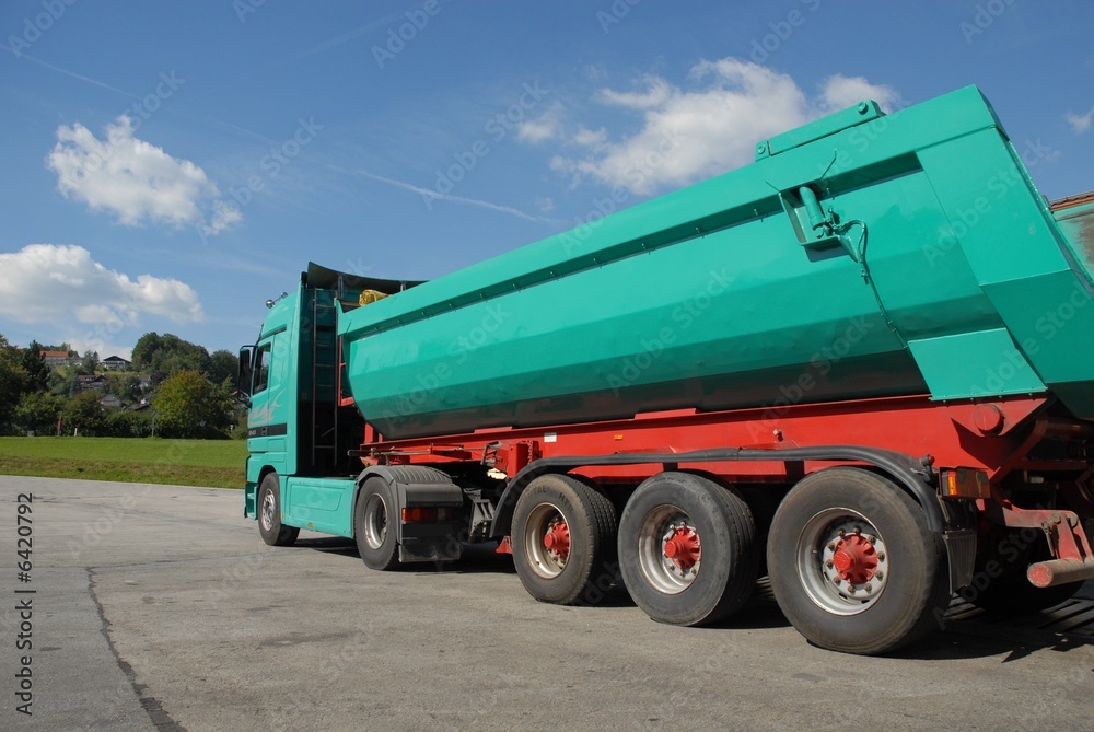 lastwagen Stock-Foto | Adobe Stock