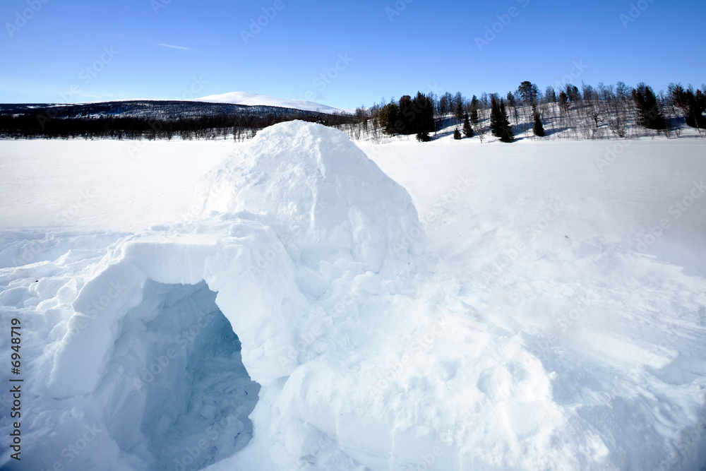 Igloo Stock Photo | Adobe Stock