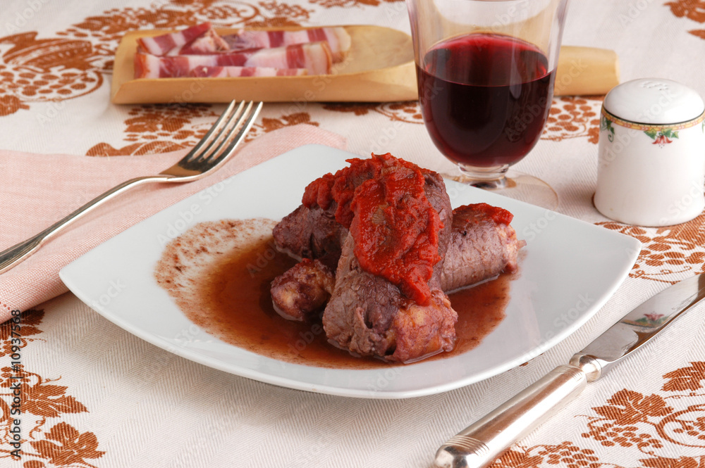 Involtini di musso alla pancetta - Secondi di carne - Veneto foto de ...