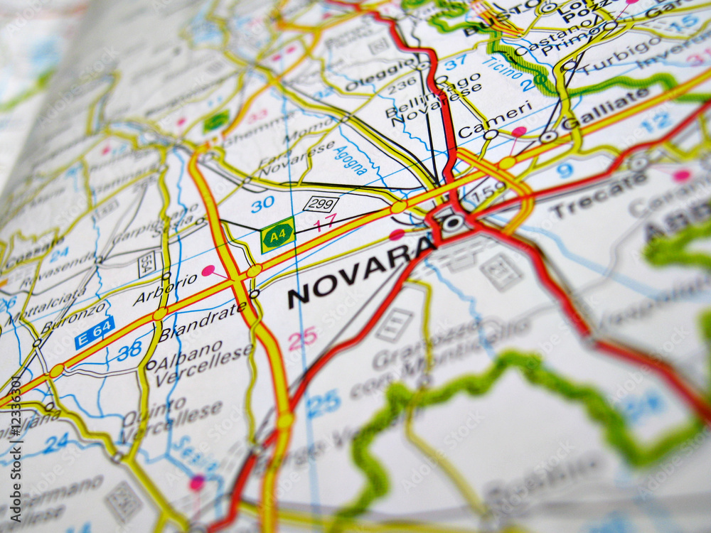 Foto de cartina novara do Stock | Adobe Stock