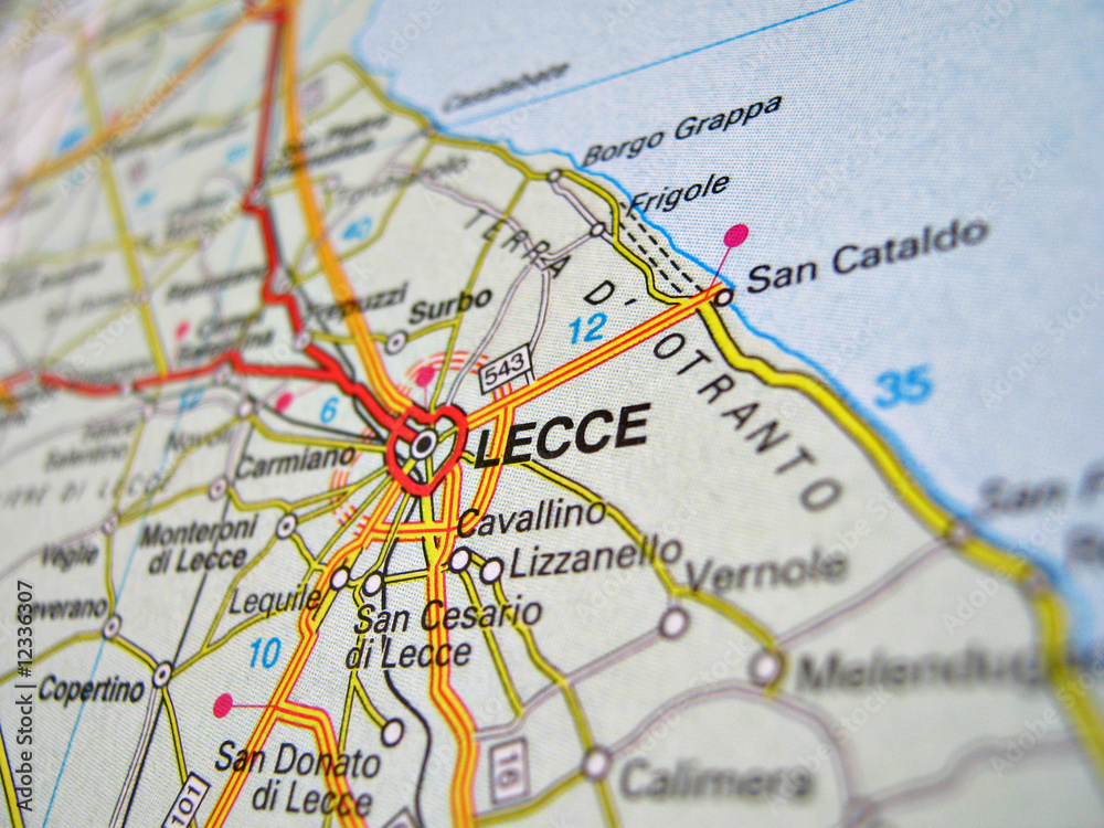 Foto Stock Cartina Lecce | Adobe Stock