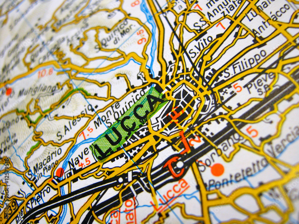 cartina lucca Stock Photo | Adobe Stock