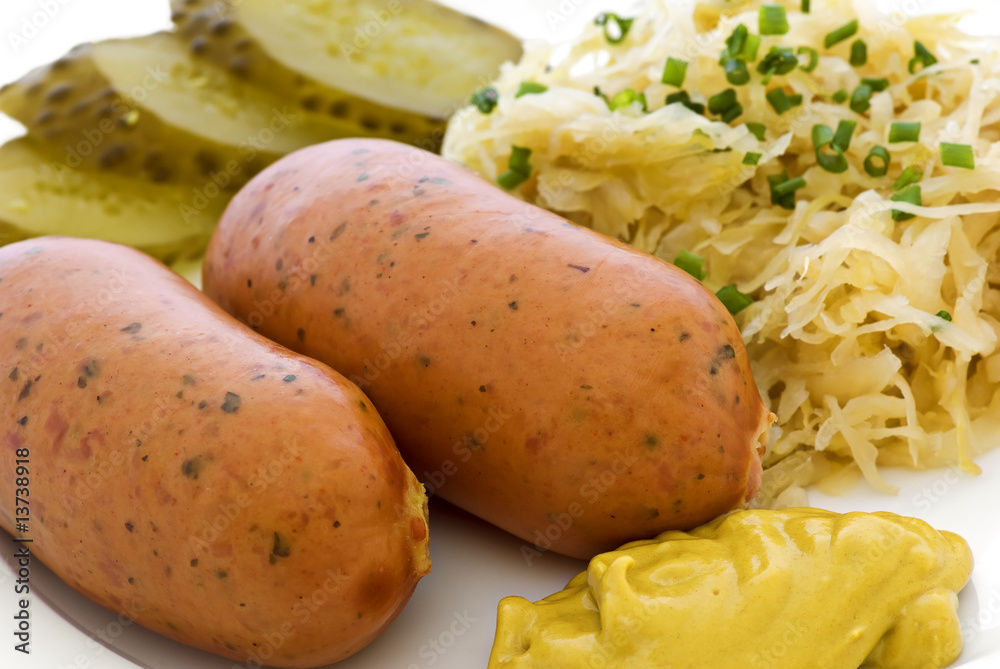 Regensburger Wurst mit Kraut Stock-Foto | Adobe Stock