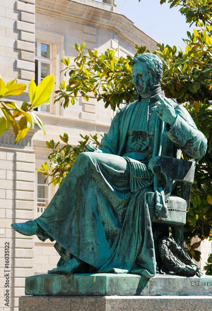 Statue du Dr René Laënnec (1781-1826), Quimper, Bretagne. Photos ...