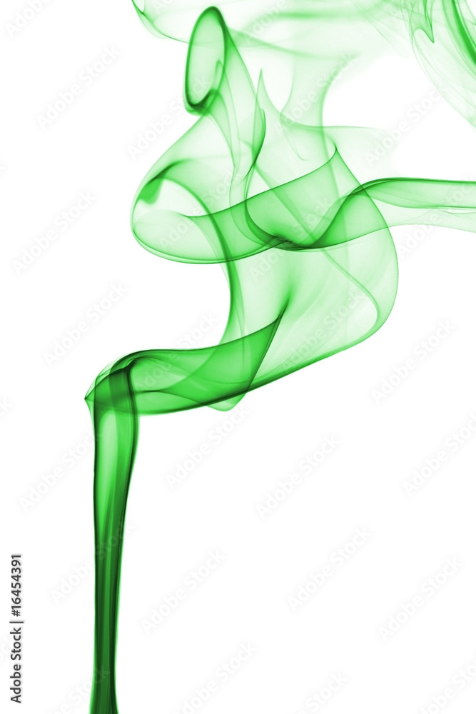 fumée verte sur fond blanc Photos | Adobe Stock