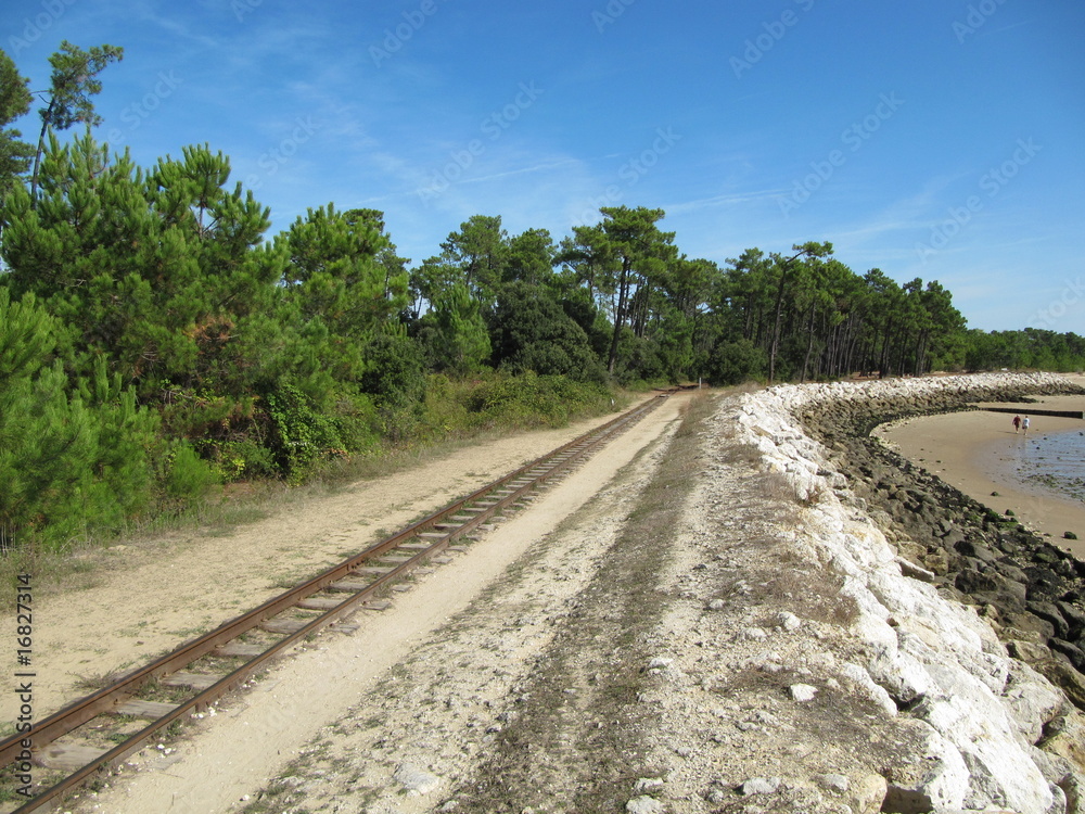 rails de chemin de fer Photos | Adobe Stock