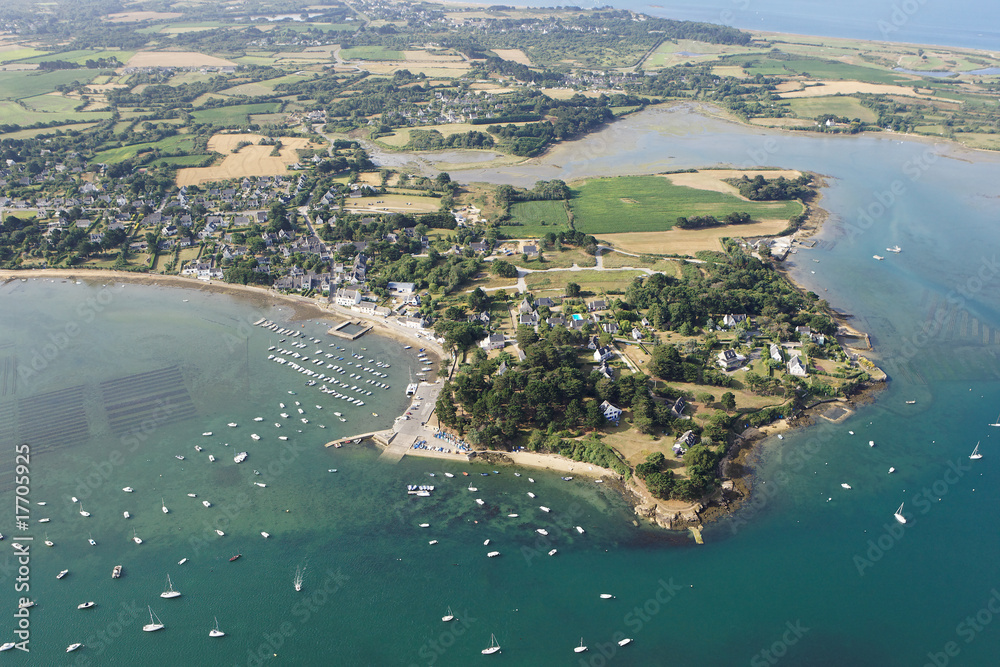 vue aerienne de Le Logéo, Golfe du Morbihan (56) Photos | Adobe Stock