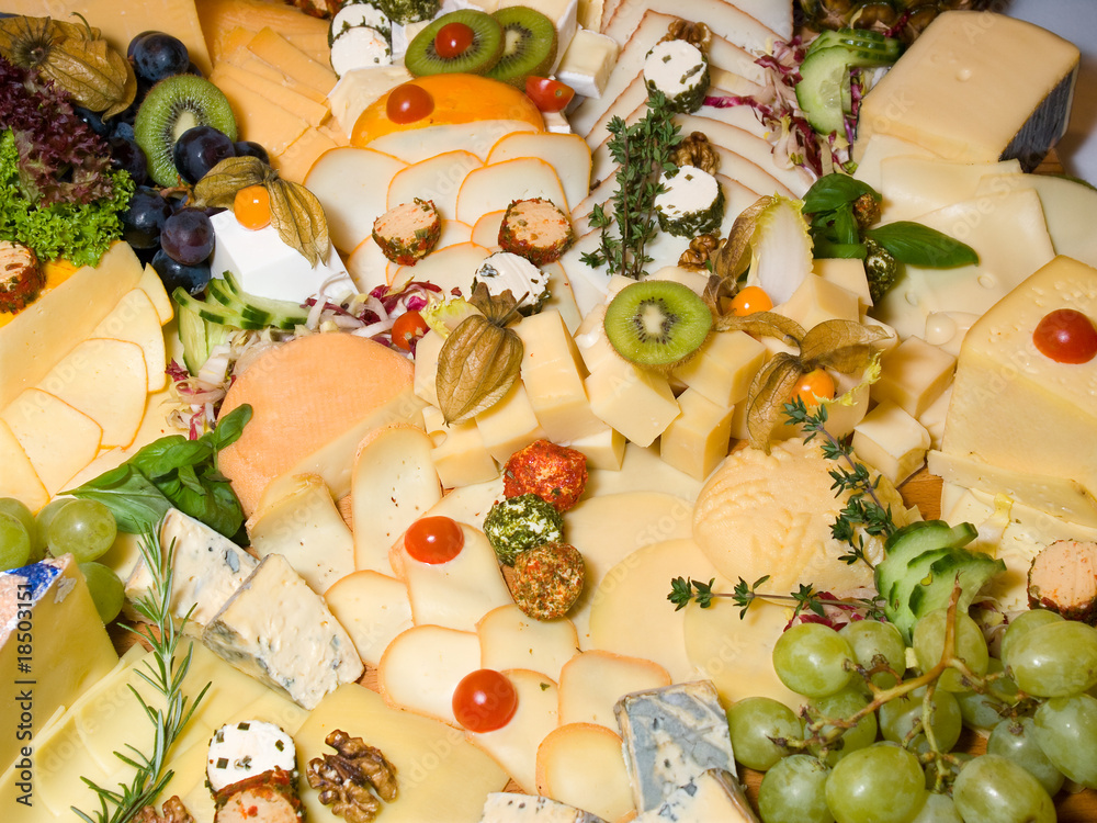 Käse-Buffet Stock-Foto | Adobe Stock