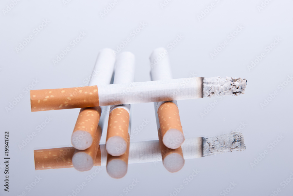 Foto Stock Papieros | Adobe Stock