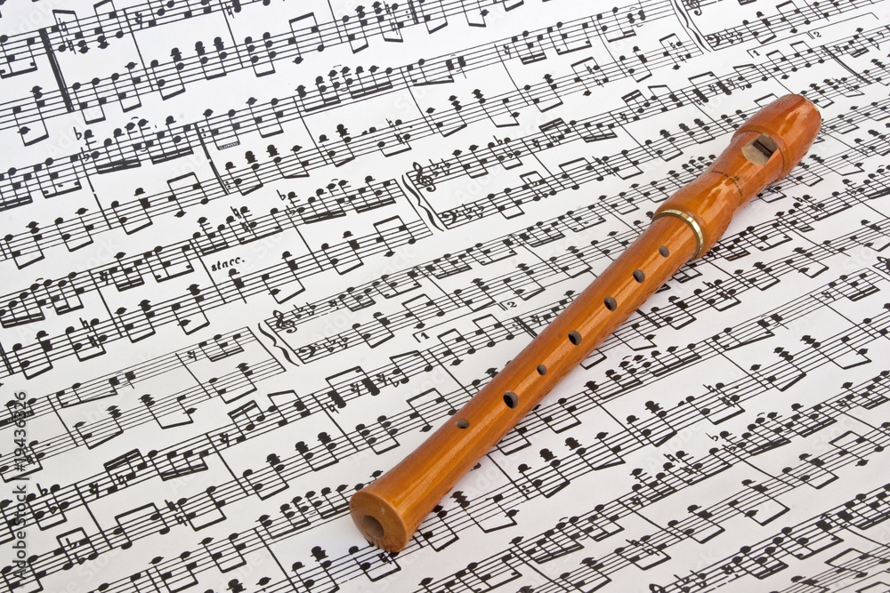 Notenblatt mit Blockflöte Stock Photo | Adobe Stock