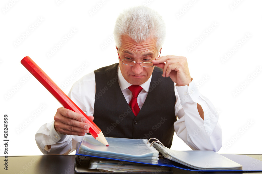 Rotstift ansetzen Stock Photo | Adobe Stock