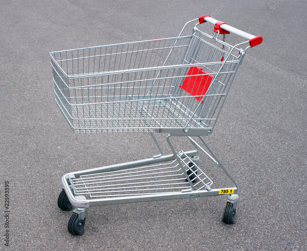 Einkaufswagen beim Shopping Stock Photo | Adobe Stock