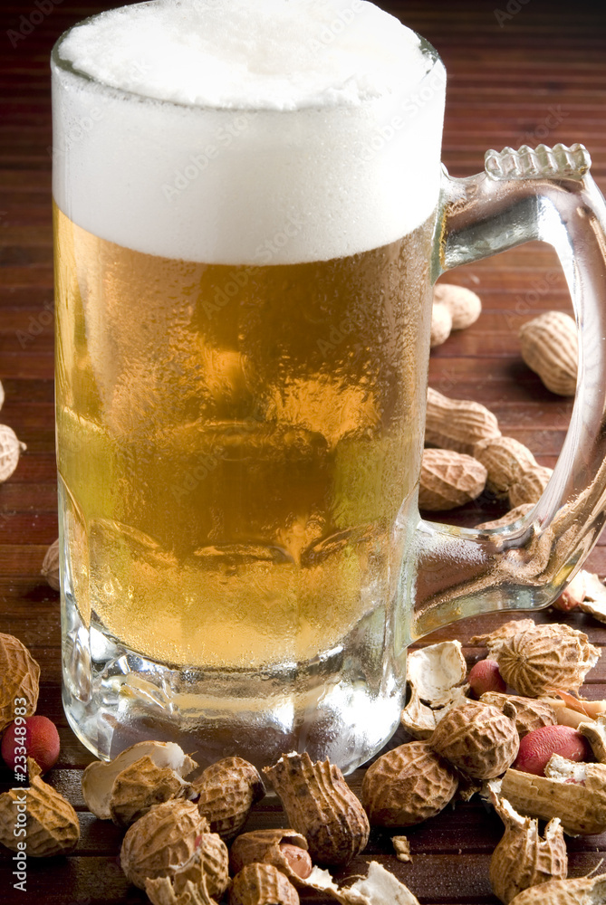 cerveza fria Stock Photo | Adobe Stock