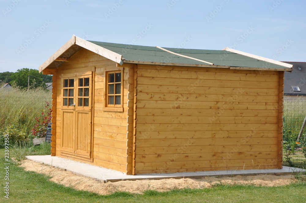 Cabanon de Jardin en Bois Stock Photo | Adobe Stock