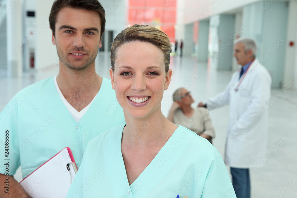Equipe médical avec une infirme Stock Photo | Adobe Stock