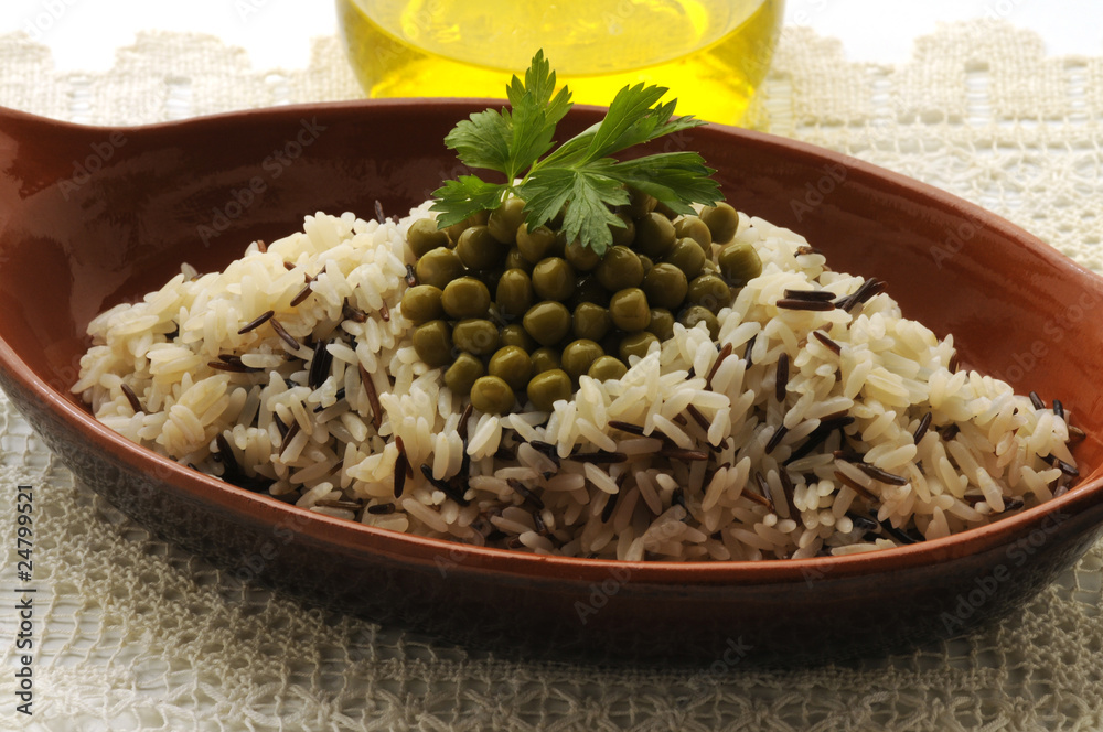 Riso nero con patna ai piselli Stock Photo | Adobe Stock