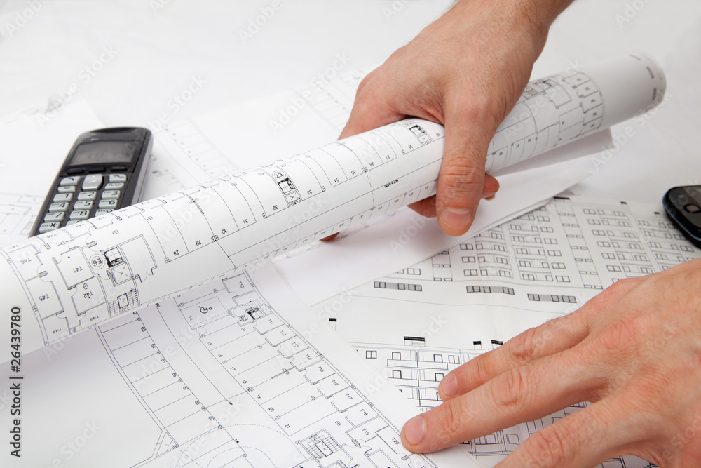 plano cerrado de arquitecto y planos Stock Photo | Adobe Stock