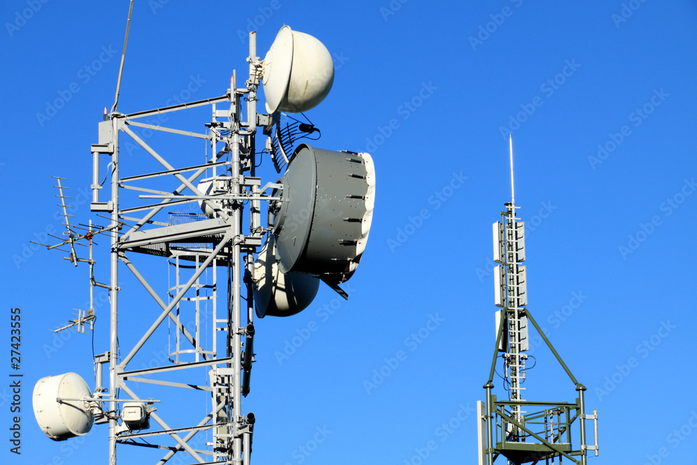 antenne relais télévision téléphone Photos | Adobe Stock