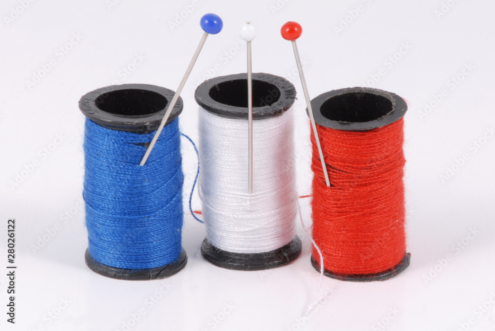 fil bleu blanc rouge aiguille Stock Photo | Adobe Stock