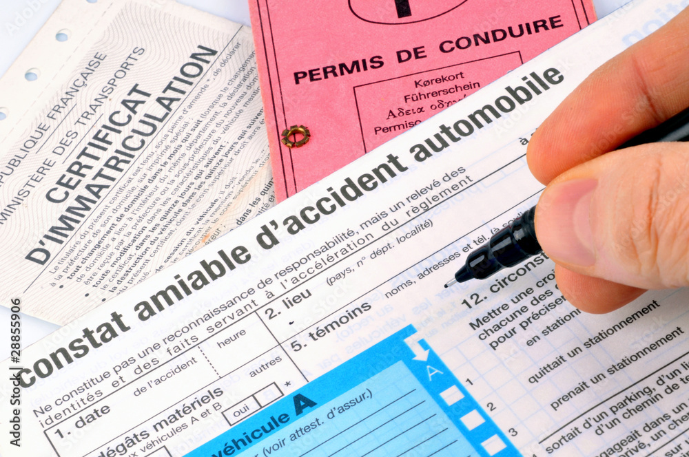 Photo & Art Print Le constat amiable, Richard Villalon