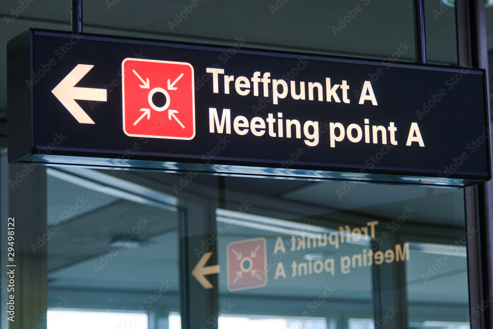 Schild Treffpunkt (Meeting point) Stock-Foto | Adobe Stock