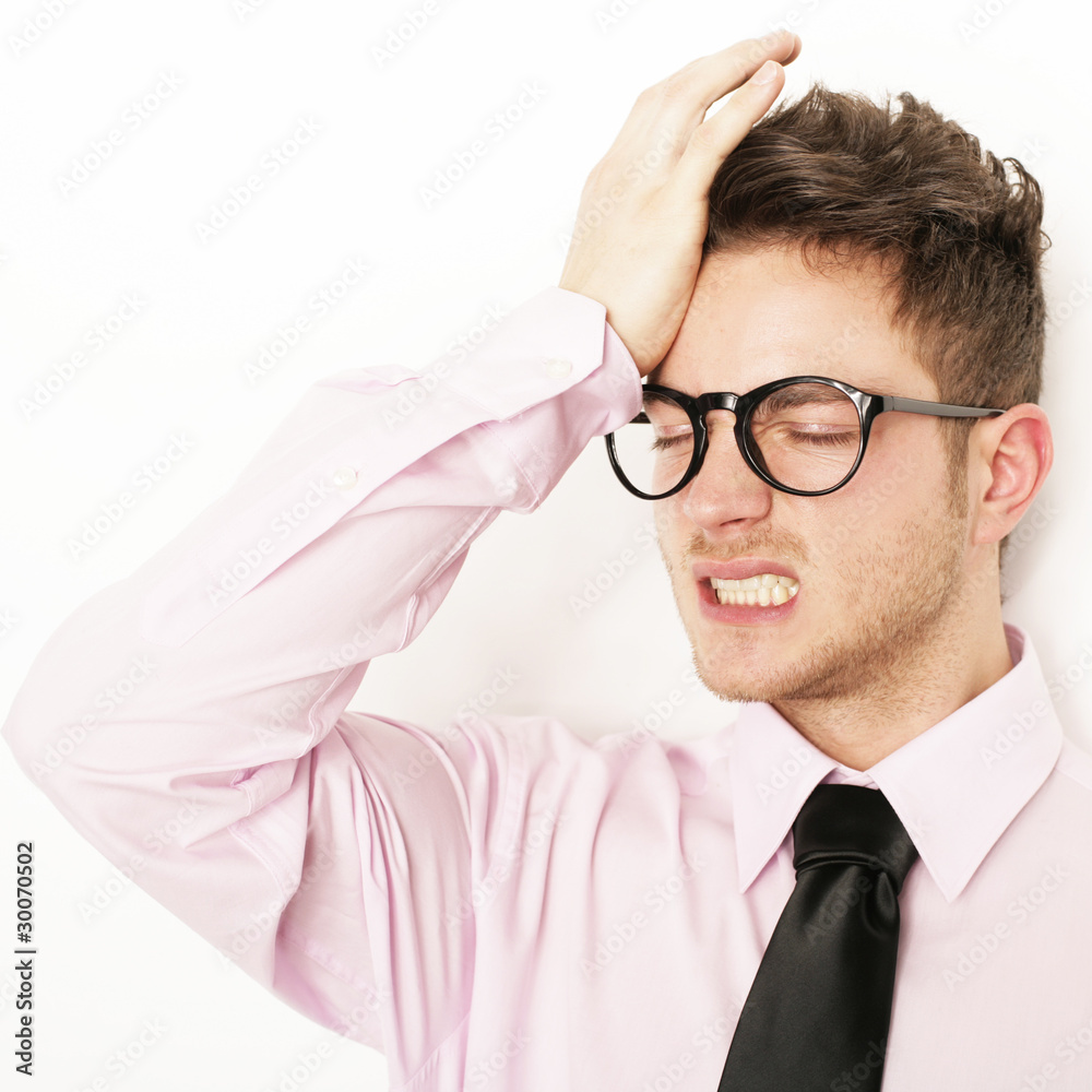 Schlag auf die Stirn Stock-Foto | Adobe Stock