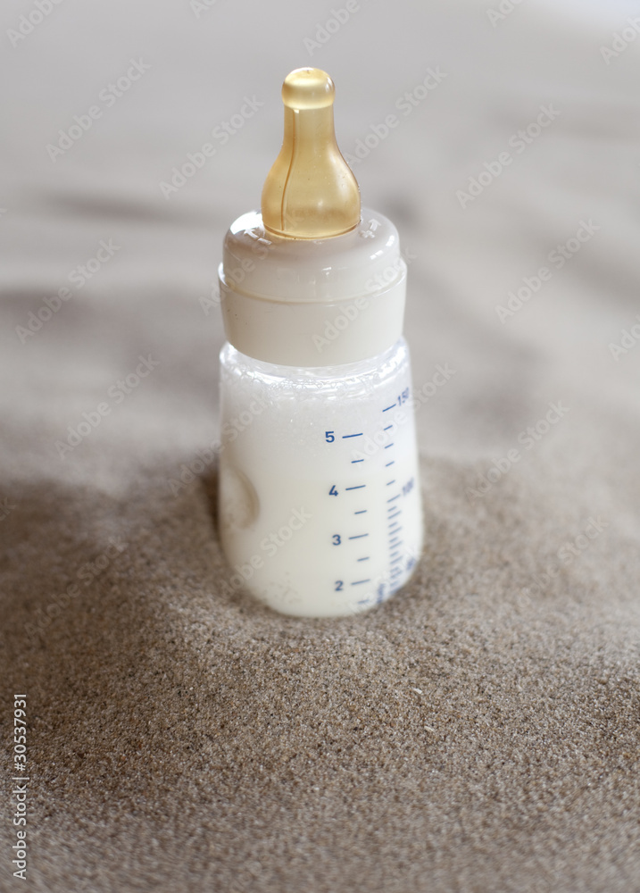 biberon Stock Photo | Adobe Stock