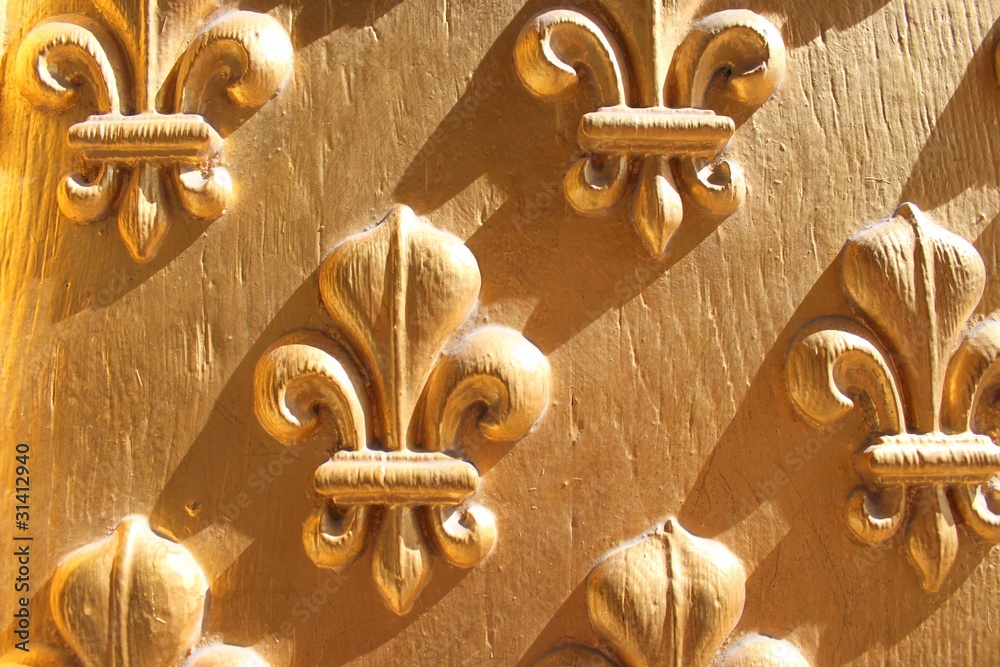 Fleurs de Lys, symbole de la monarchie française aux Invalides à Paris ...