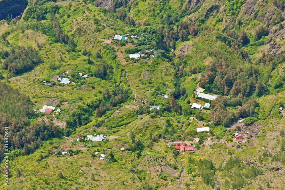 maisons dans le cirque de Mafate, île de la Réunion Stock Photo | Adobe ...
