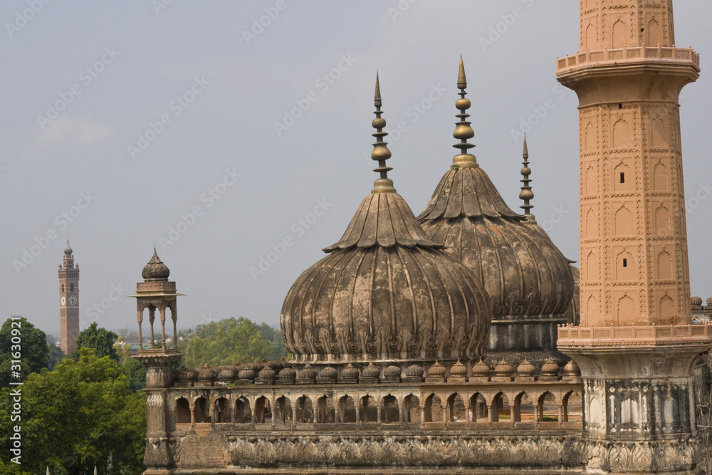 Mosque at the Bara Imambara complex in Lucknow, India Stock Photo ...