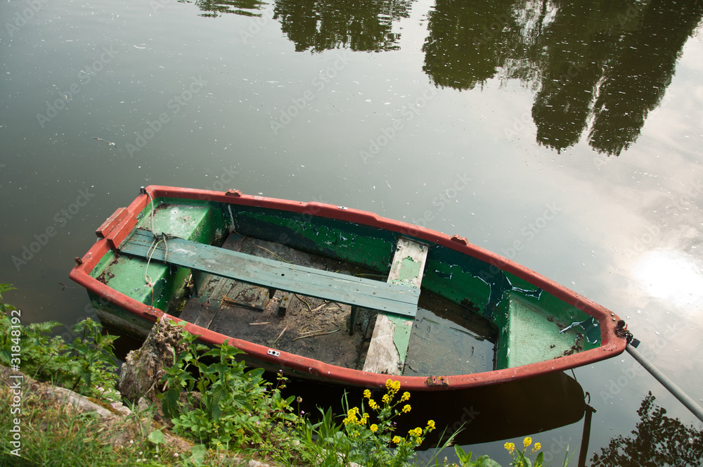 vieille barque Photos | Adobe Stock