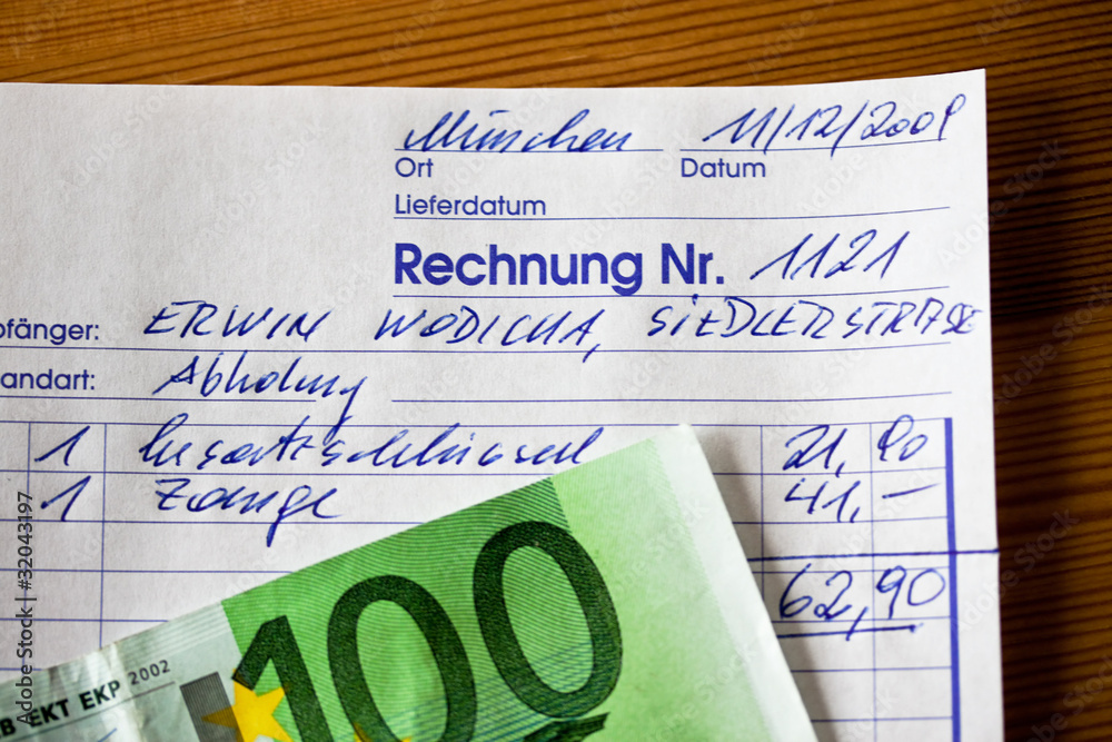 Handgeschriebene Rechnung Stock Photo | Adobe Stock