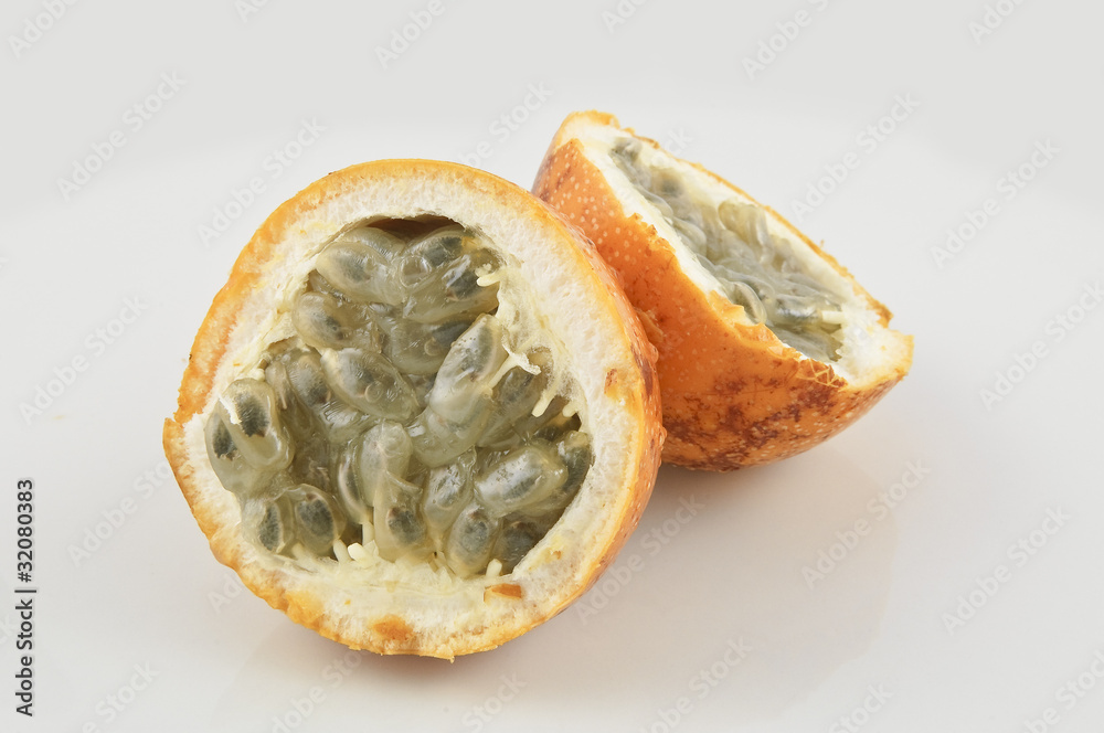 grenadelle, fruit exotique Photos | Adobe Stock